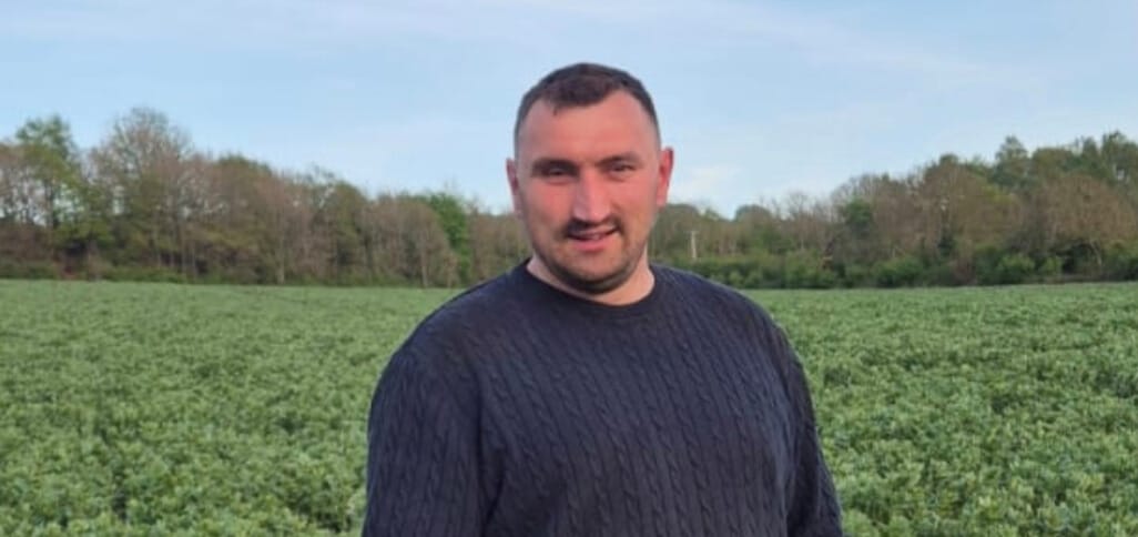 Winter beans drive protein self-sufficiency for mixed family farm - LG ...